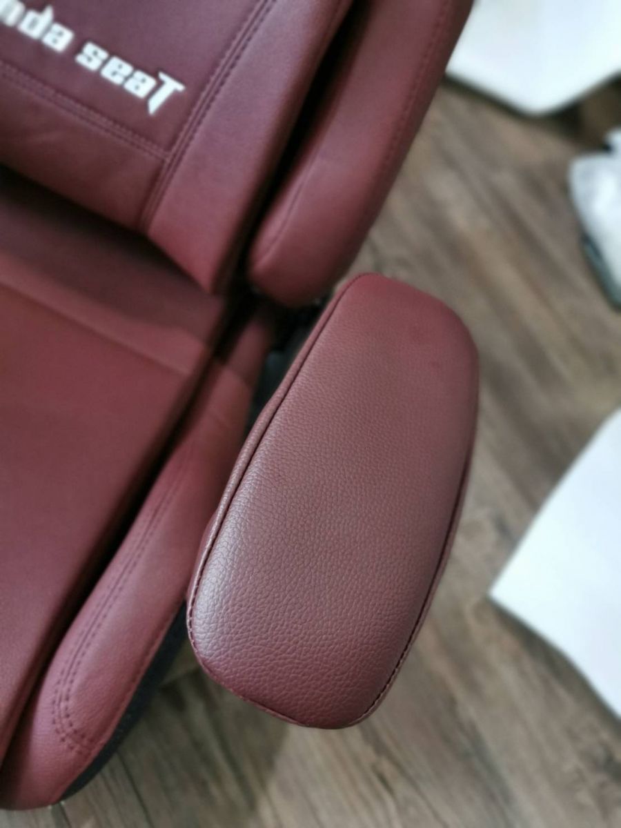 ขาย G-Ergonomic Arm Rest For Gaming Chair - Red ราคา 300.00 บาท