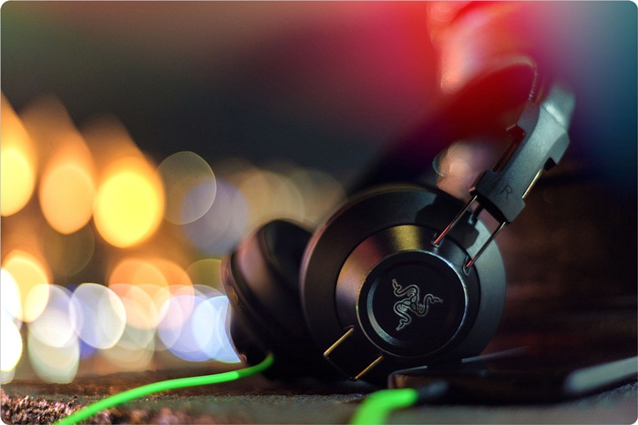 HEADSET (หูฟัง) RAZER ADARO DJ